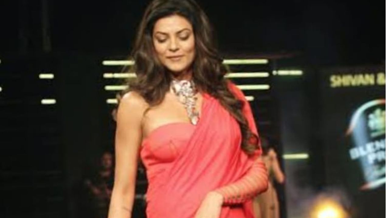 Sush Cat Walk: ਹਾਰਟ ਸਰਜਰੀ ਦੇ 15 ਦਿਨ ਬਾਅਦ ਹੀ ਕੈਟਵਾਕ ਕਰਦੀ ਨਜਰ ਆਈ ਸੁਸ਼ਿਮਤਾ ਸੇਨ। Sushmita Catwalk ...