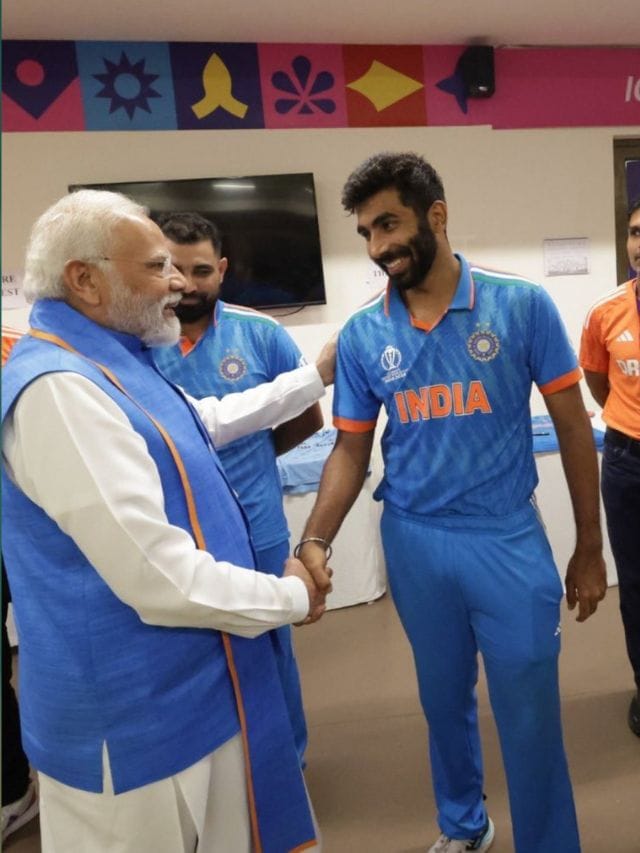 PM ਮੋਦੀ ਨੇ ਕੀ ਕਿਹਾ ਕਿ ਹਾਰ ਦੇ ਗਮ ਵਿੱਚ ਡੁੱਬੀ ਟੀਮ ਇੰਡੀਆ ਦੇ ਚਿਹਰੇ ‘ਤੇ ਆਈ ...