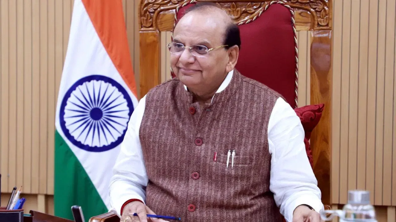 ਦਿੱਲੀ 'ਚ LG ਨੇ ਕੀਤੀ ਵੱਡਾ ਐਕਸ਼ਨ, ਮਹਿਲਾ ਕਮਿਸ਼ਨ ਦੇ 223 ਮੁਲਾਜ਼ਮਾਂ ਨੂੰ ਹਟਾਇਆ ...