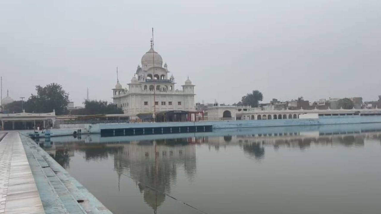 ਜਿੱਥੇ ਪਾਤਸ਼ਾਹ ਨੇ ਪਾੜਿਆ ਸੀ ਬੇਦਾਵਾ, ਜਾਣੋਂ ਚਾਲੀ ਮੁਕਤਿਆਂ ਦੀ ਧਰਤੀ ਸ਼੍ਰੀ ...