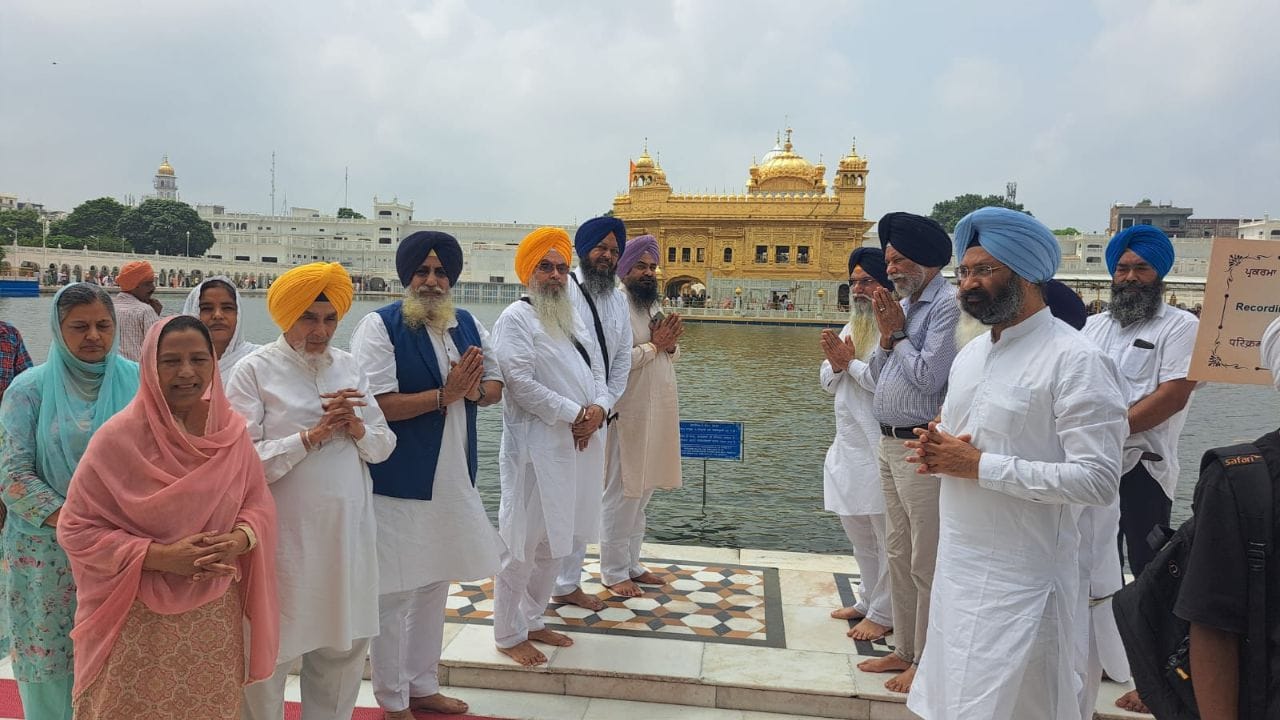 ਅਕਾਲੀ ਦਲ ਬਾਗੀ ਧੜੇ ਦੀ ਮੀਟਿੰਗ, ਸੁਖਬੀਰ ਬਾਦਲ 'ਤੇ ਫਿਰ ਚੁੱਕੇ ਸਵਾਲ | SAD rebel ...