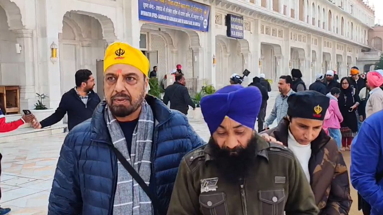 ਟੀਵੀ ਐਕਟਰ ਗਿਰਿਜਾ ਸ਼ੰਕਰ ਨੇ ਹਰਿਮੰਦਰ ਸਾਹਿਬ ਵਿਖੇ ਟੇਕਿਆ ਮੱਥਾ, ਨਵੀਂ ...