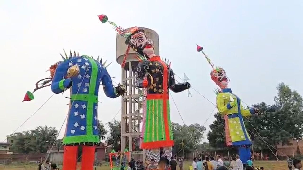 Jalandhar- ਤੇਜ਼ ਹਵਾਵਾਂ ਨੇ ਸੁੱਟਿਆ ਰਾਵਣ ਦਾ ਪੁਤਲਾ, ਟੁੱਟ ਗਈ ਗਰਦਨ, ਪੁਲਿਸ ...